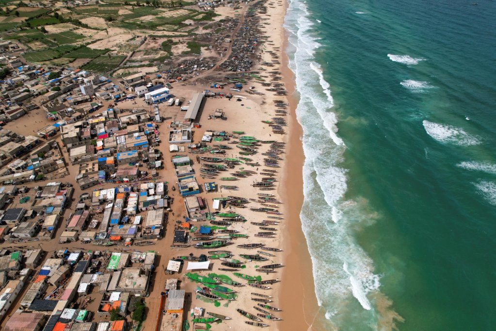 Les 168 migrants secourus par les Espagnols, et refoulés par la ...