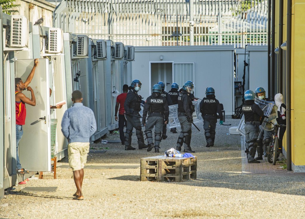 Italy: NGO launches website on CPR migrant detention facilities ...
