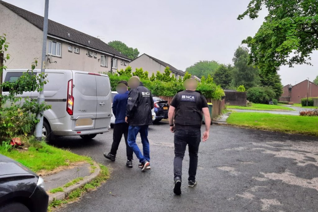 UK: Man arrested in Channel crossings investigation - InfoMigrants