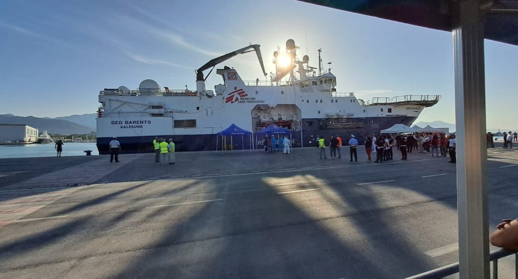 Over 300 migrants disembark from Geo Barents - InfoMigrants