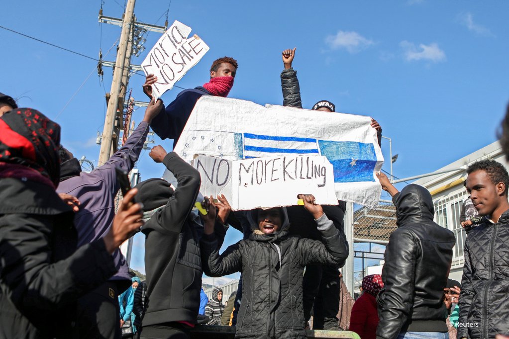 Homicide at Moria refugee camp sparks riots - InfoMigrants