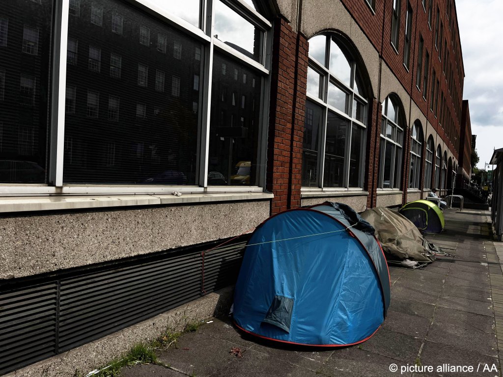 Irish government 'very concerned' about asylum seekers sleeping in ...