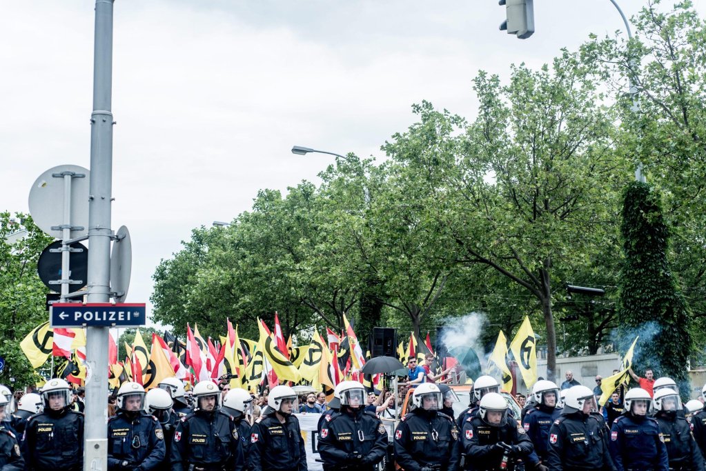 The identitarian movement - InfoMigrants