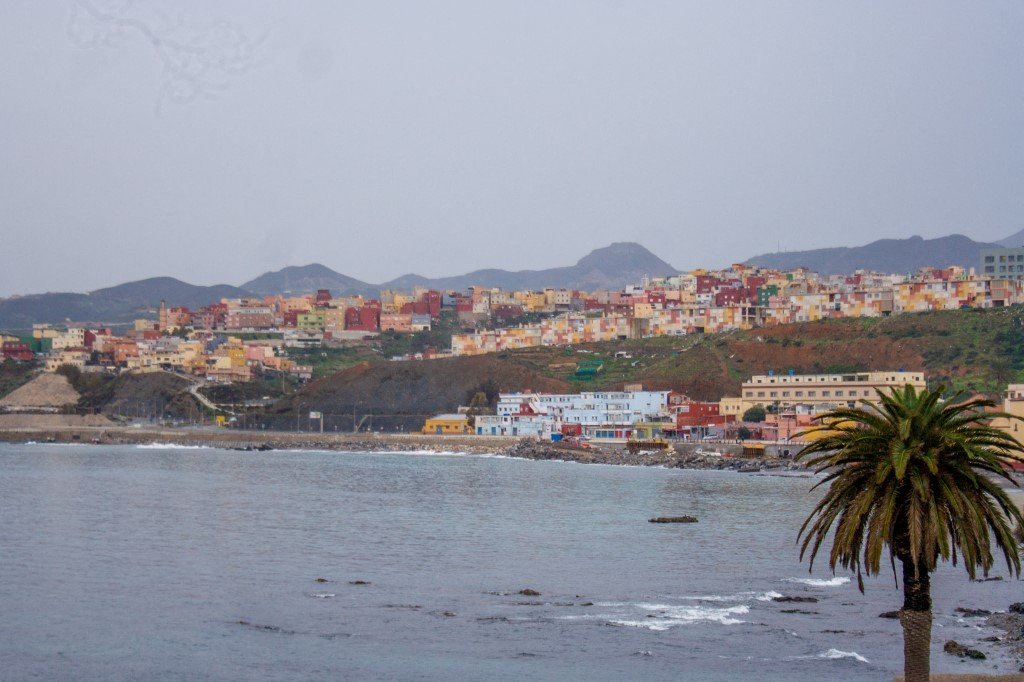 Espagne : au moins 40 migrants sont morts en 2025 en tentant d ...