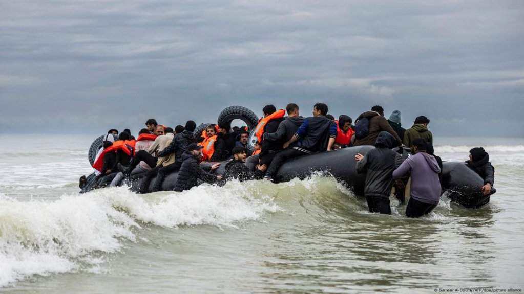 UK border security chief seeks to intercept smuggling networks ...