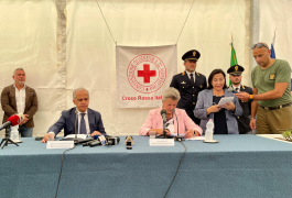 EU, Italy officials visit overcrowded Lampedusa hotspot - InfoMigrants