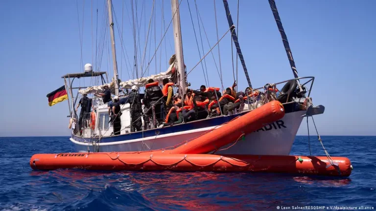 German rescue group: 10 migrants found dead in Mediterranean - InfoMigrants
