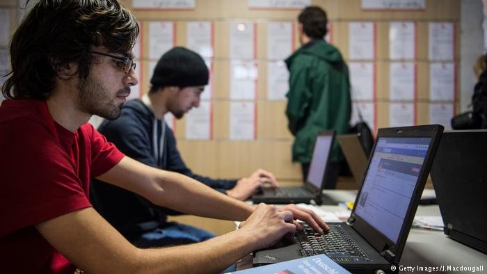 German local authorities need help getting jobs for refugees - InfoMigrants