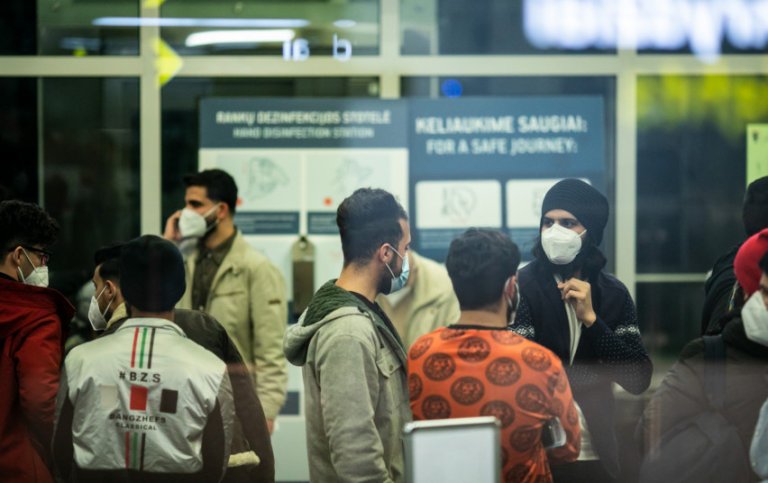 Lithuania returns almost 100 migrants to Iraq - InfoMigrants