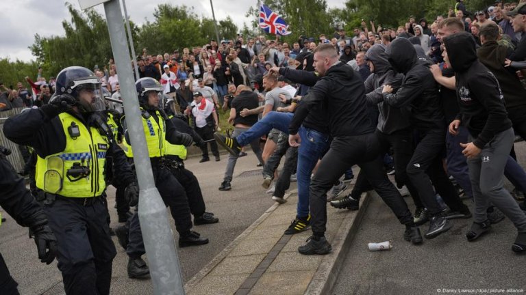 UK riots: How far-right actors capitalized on public anger - InfoMigrants