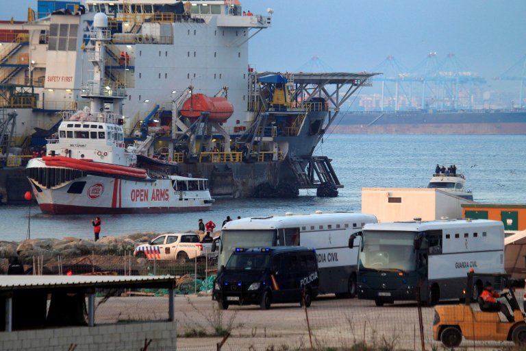 Spain blocks migrant rescue boat from setting sail - InfoMigrants