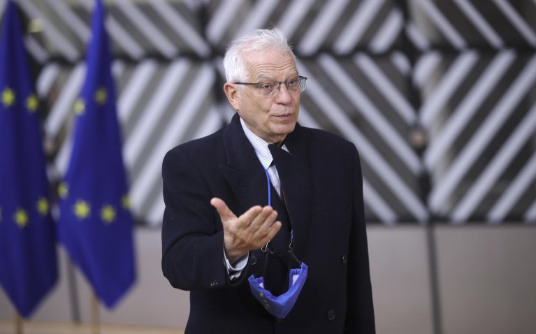 Europe's foreign policy chief says EU-Turkey deal remains valid ...