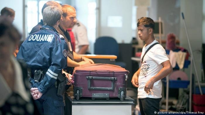 Legal ways of migration - an overview - InfoMigrants