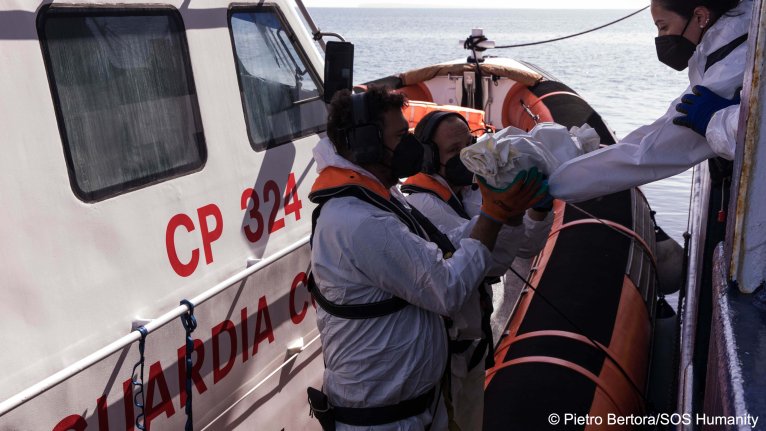 Baby found dead during migrant rescue - InfoMigrants