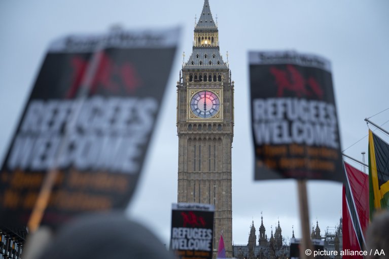 UK: 'Illegal migration' bill meets stiff opposition in the House of ...