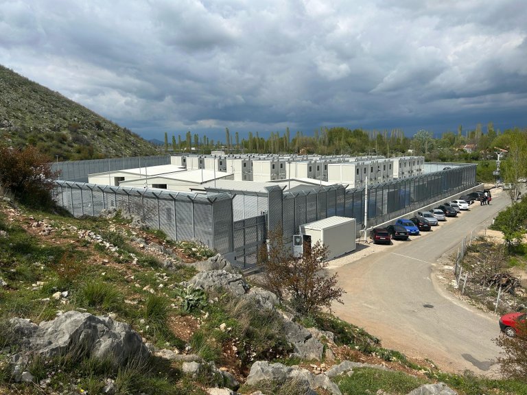 Migrant returned from Albania to Italy due to 'psychiatric issues ...