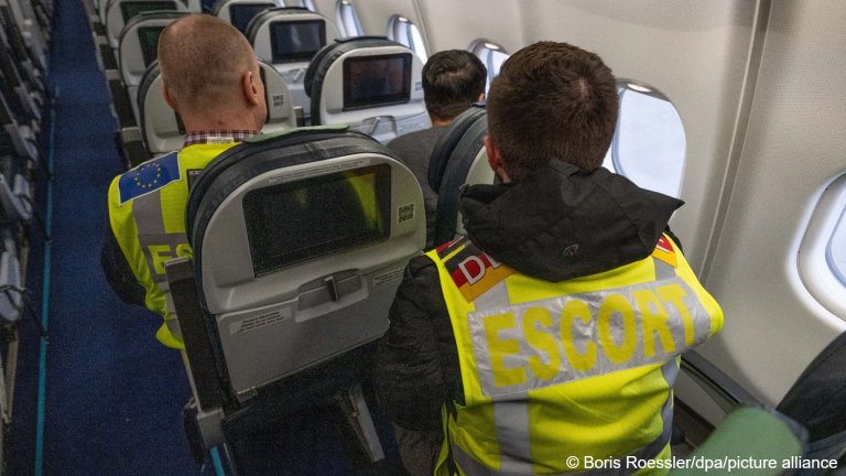 Germany: Over 6,000 deportations in the first quarter - InfoMigrants