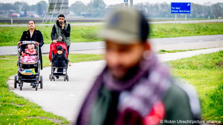 Dutch government wants to send children with rejected asylum claims to ...