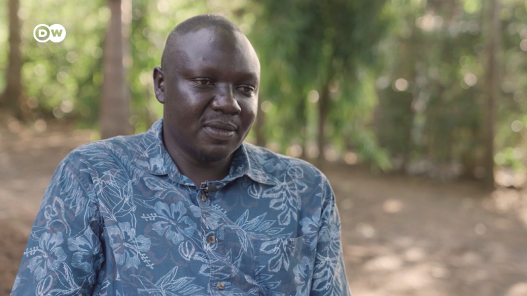 Video: Kenyan bus drivers boost German workforce via migration deal ...