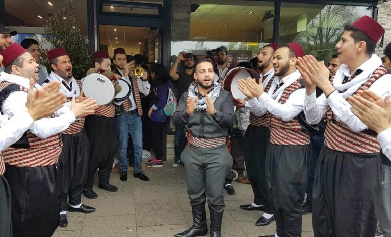 Syrian refugees established folk bands in Germany - InfoMigrants