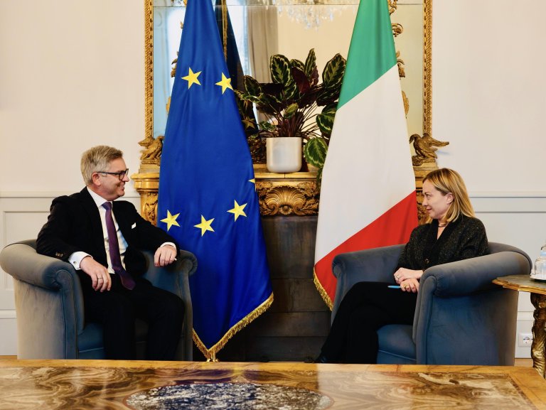 Meloni-Brunner promise to expedite EU Migration Pact and list of 'safe countries' - InfoMigrants