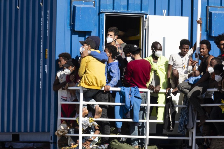 Italy: Center for unaccompanied migrant children and youth to open near ...