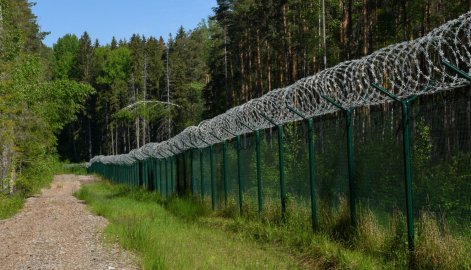 Latvia closes one of two border crossings with Belarus to stop ...