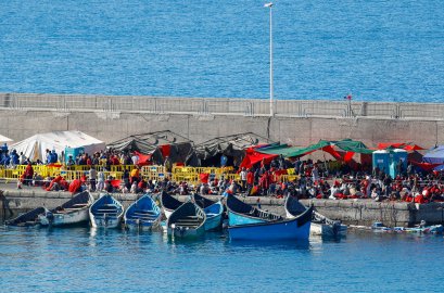Morocco navy rescues more than 400 Europe-bound migrants - InfoMigrants