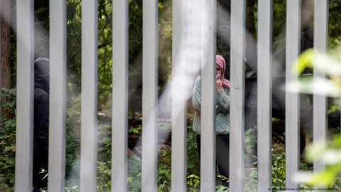 Poland: Tusk plans to suspend right to asylum - InfoMigrants