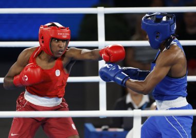 JO 2024 : la boxeuse de l’équipe des réfugiés Cindy Ngamba remporte une ...